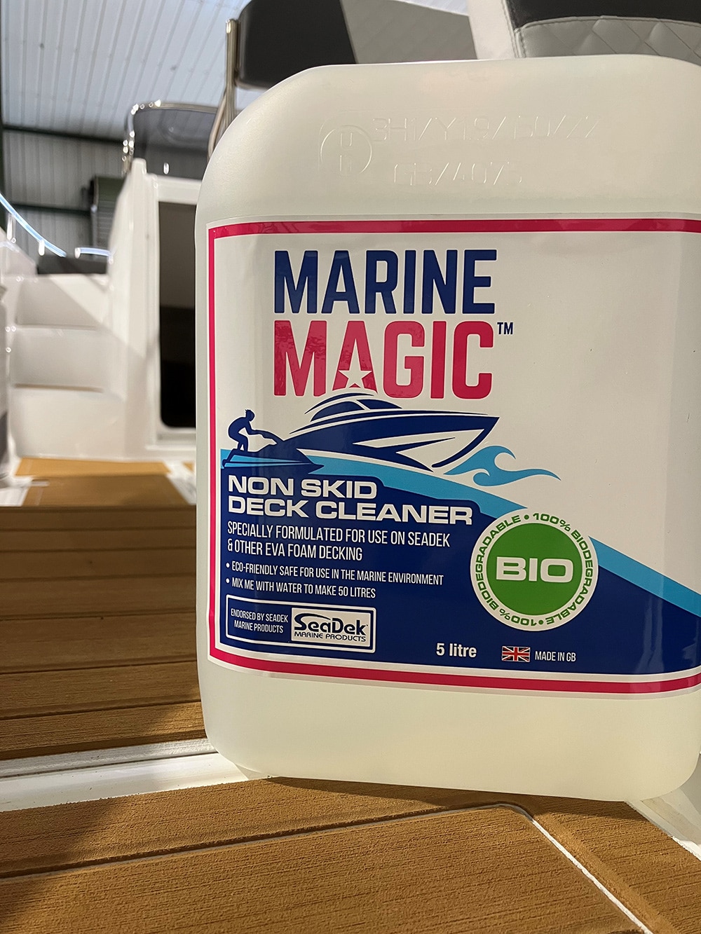 SeaDek's Magic Marine cleaning products distribute to EU - Powerboat ...